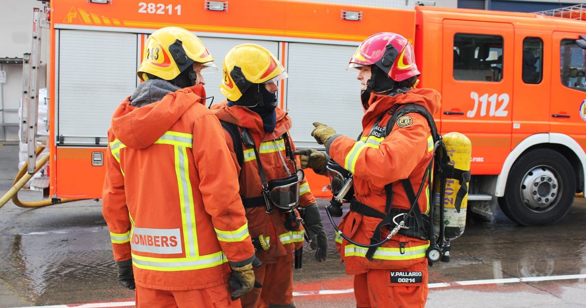 Declarat un incendi en una empresa hortofrutícola d'Alberic