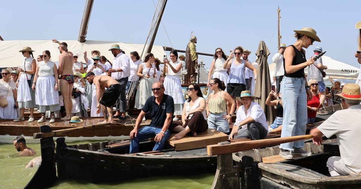 L'Albufera es rendix a les seues arrels amb un Sant Pere històric que ...
